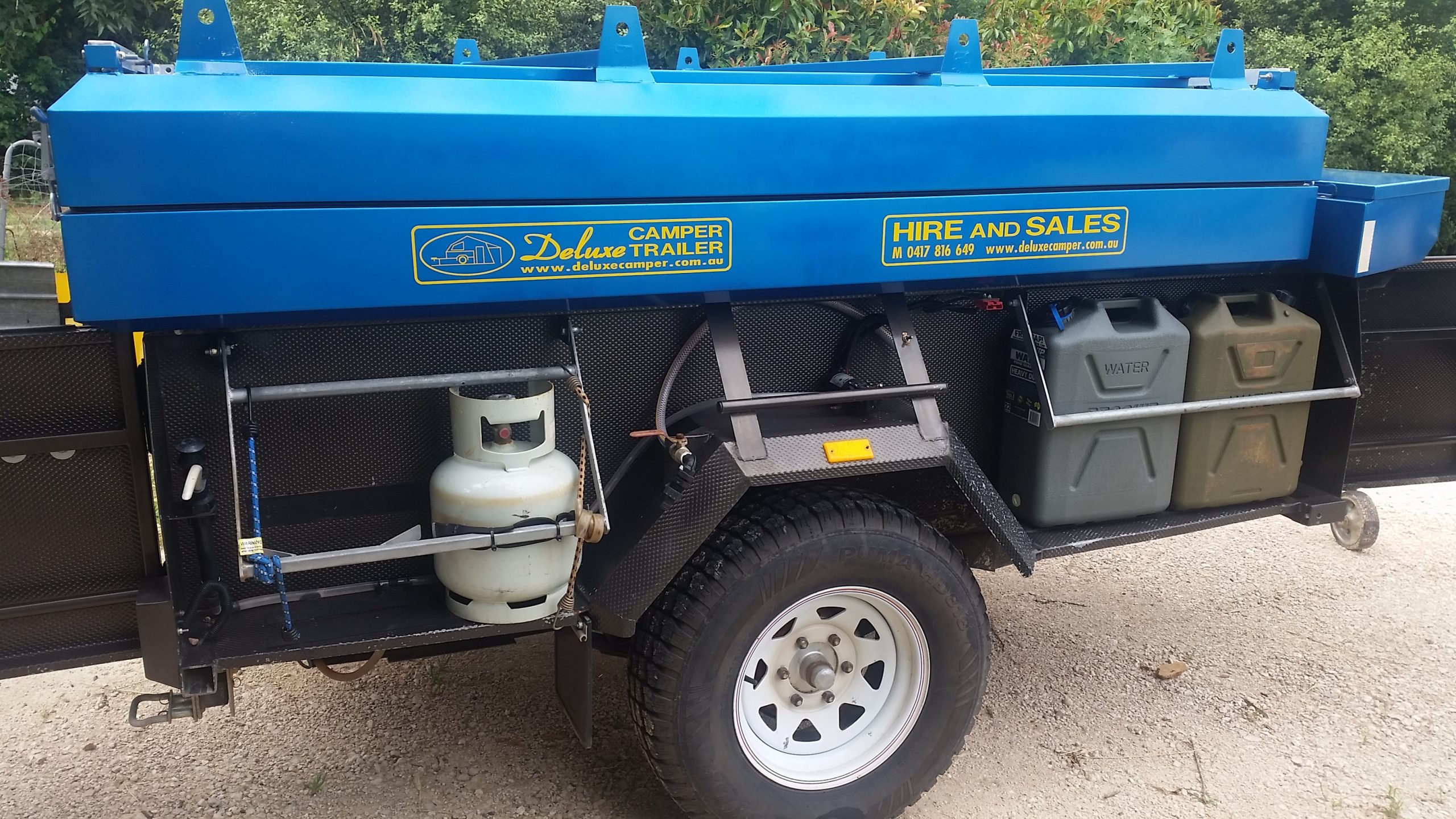 Safari Camper Side - Deluxe Camper Trailers